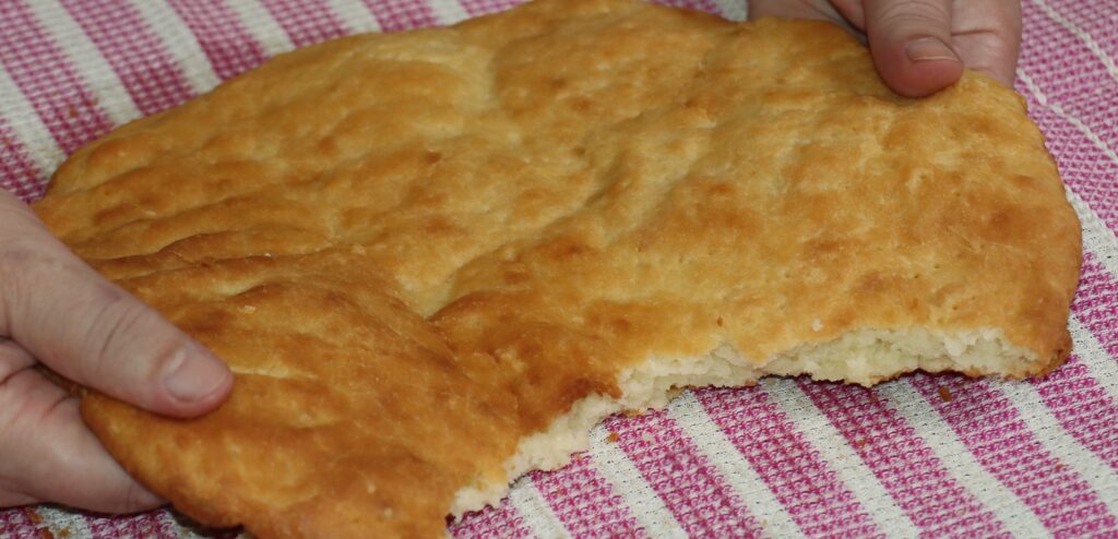 POGAČA ZA SVE PRILIKE, GOTOVA ZA 20 MINUTA - RECEPT ZA POGAČU - Domaći ... POGAČA ZA SVE PRILIKE, GOTOVA ZA 20 MINUTA - RECEPT ZA POGAČU - Domaći ...